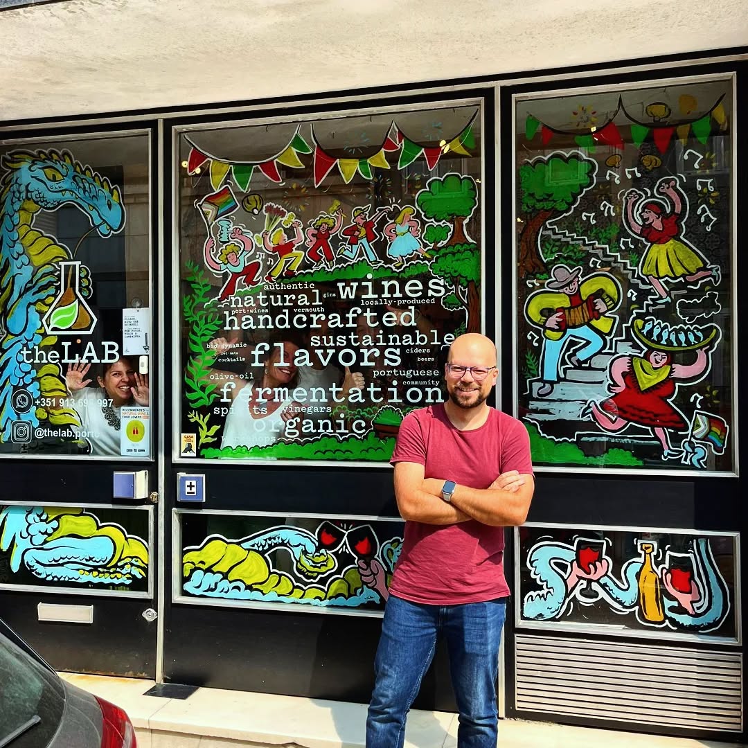 São João Illustrated Shop Window for Thelab in Porto, Portugal – Hireillo | Hire an Illustrator